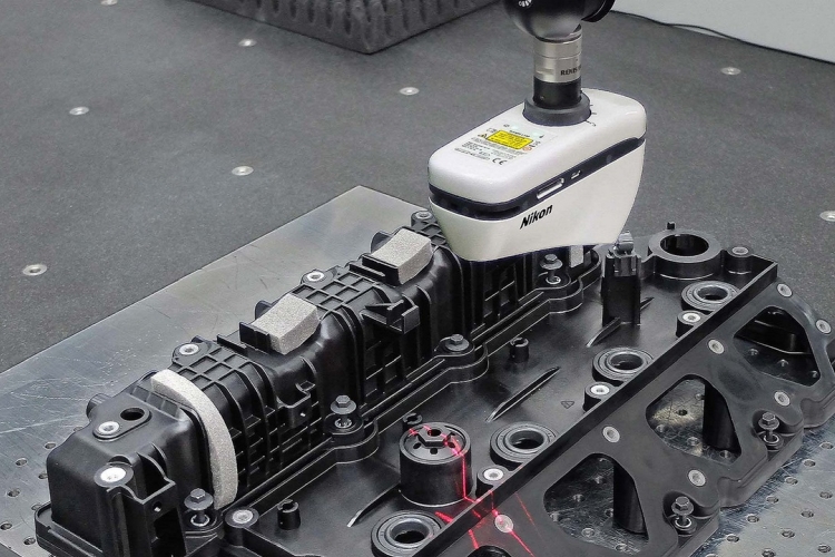 Hollywood International Ltd. › Nikon Laser Scanner L100